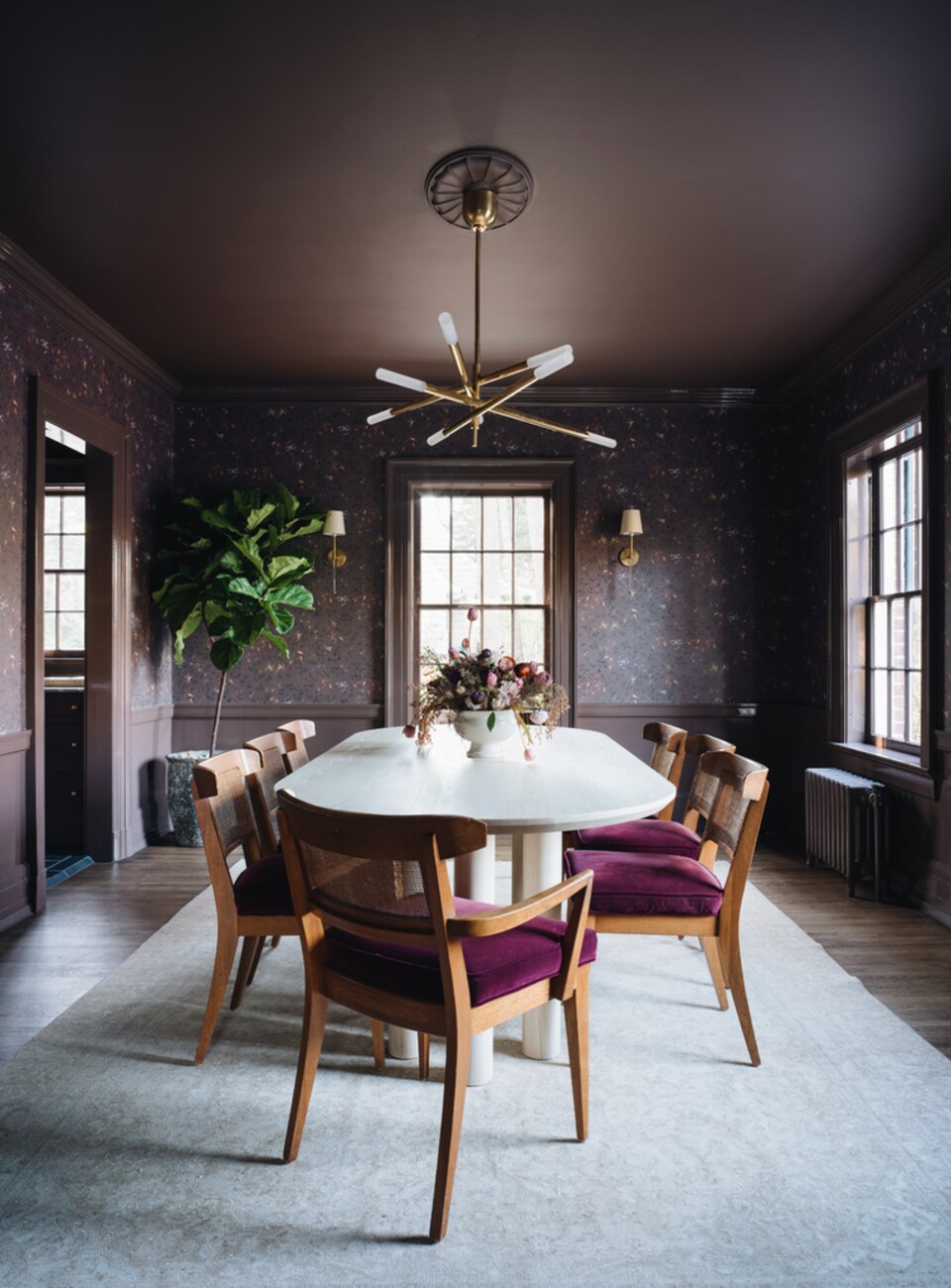 Cómo elegir la mesa de comedor perfecta: escoge con acierto la forma, el tamaño y el material ideal