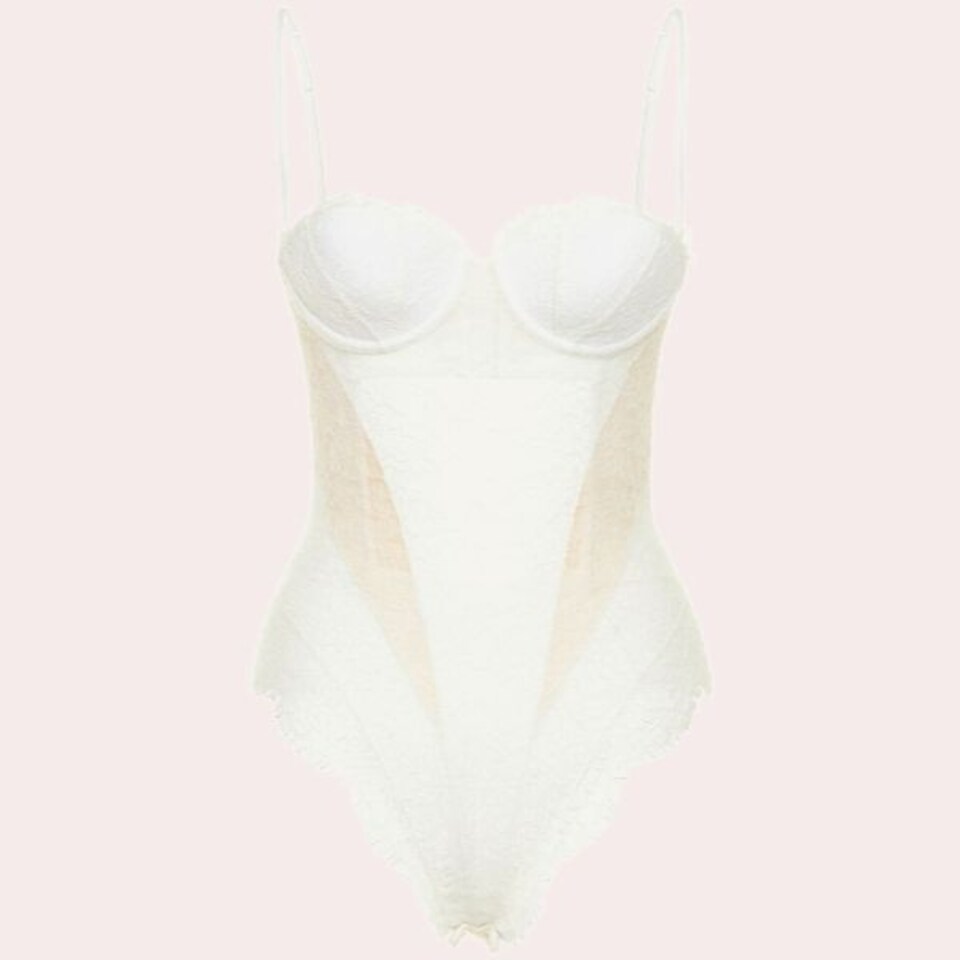 Los 12 bodies más cómodos y sexys para reponer tu fondo de armario