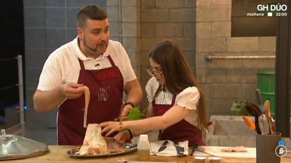 La influencer Roro levanta la polémica en el estreno de ‘Next Level Chef’