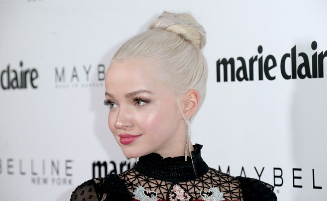 Dove Cameron: presume de cutis perfecto con estos 5 exfoliantes caseros