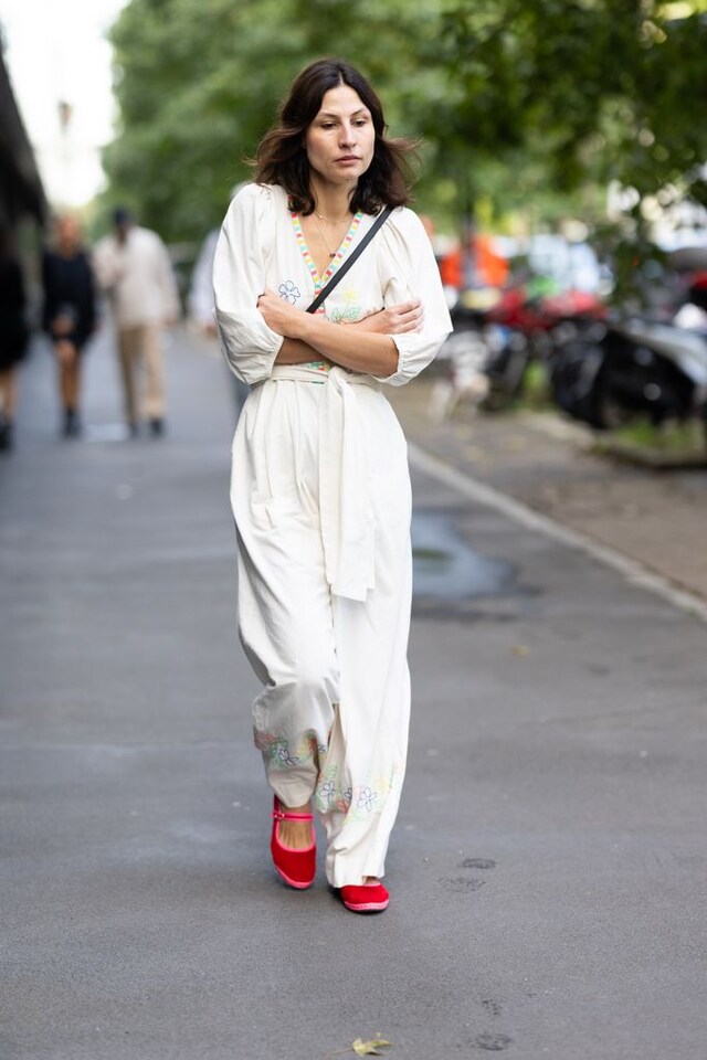 Las bailarinas rojas que hacen magia y transforman todos tus vestidos y ...