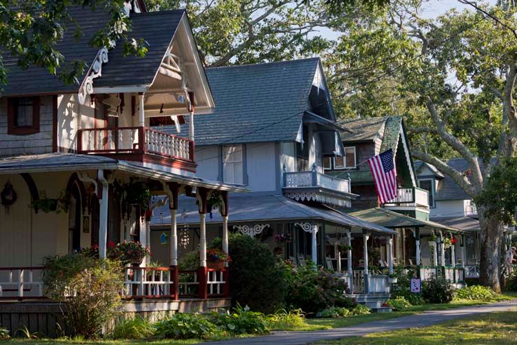 Al volante de Los Hamptons a Cape Cod, dos escondites de élite de famosos