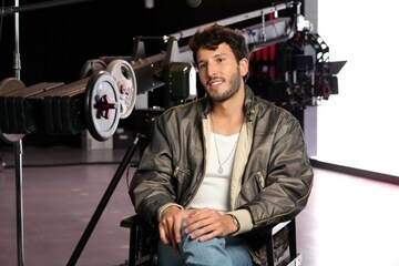 Sebastián Yatra nos habla de cómo se enfrenta al amor en su vida