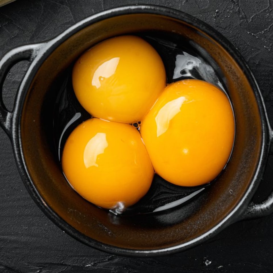 Cómo aprovechar las yemas de huevo en tu cocina