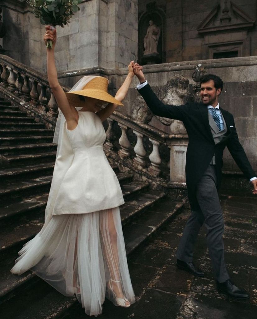 Todas las formas de colocar el velo de novia para hacer tu look aún más ...