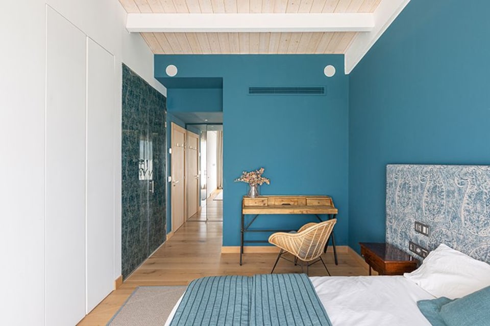 Reaparece el color azul mediterráneo como tendencia decorativa