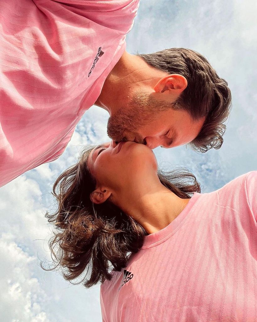 La romántica historia de amor de Garbiñe Muguruza y Arthur Borges que ...