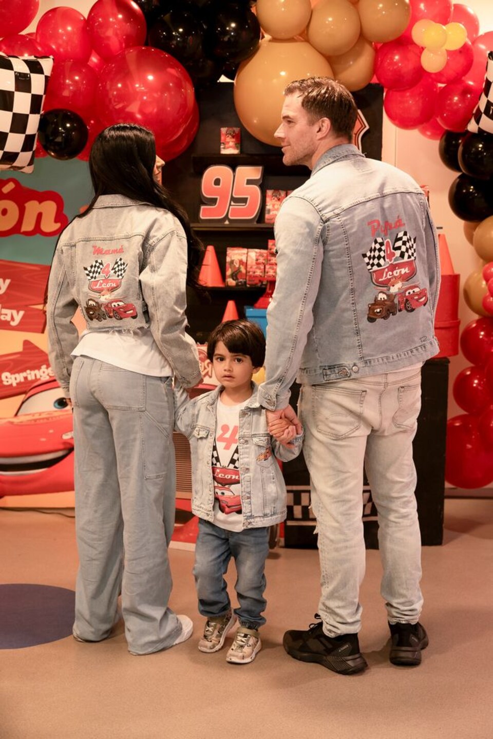 África Zavala y León Peraza nos comparten los detalles de la fiesta de ...