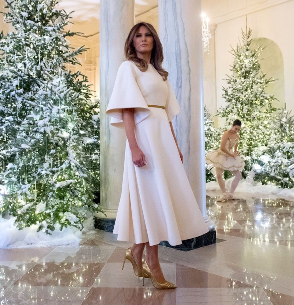 Recordamos el estilo impactante de Melania Trump, que vuelve a convertirse en Primera Dama de EEUU