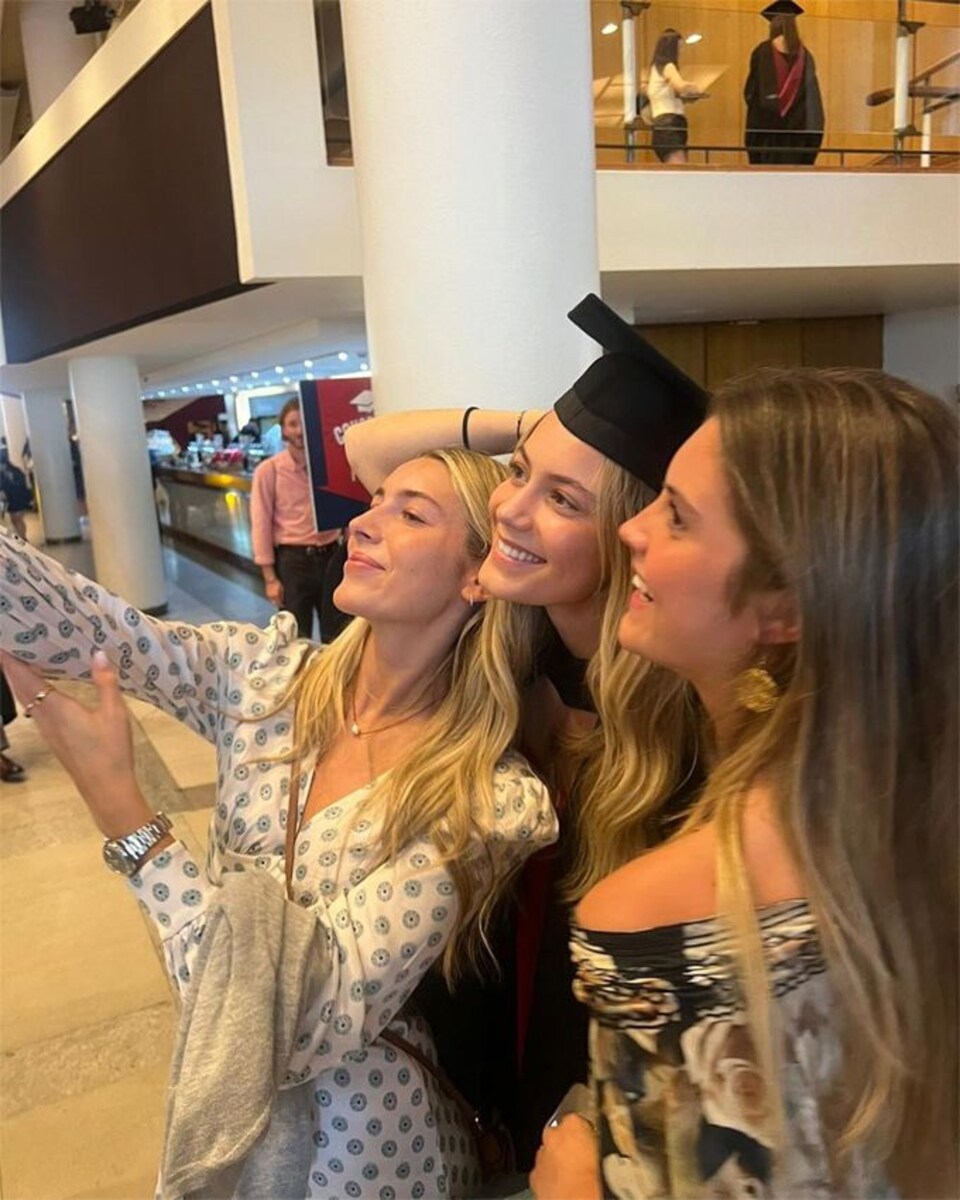Luis Figo y Helene Svedin, muy orgullosos en la graduación de su hija ...