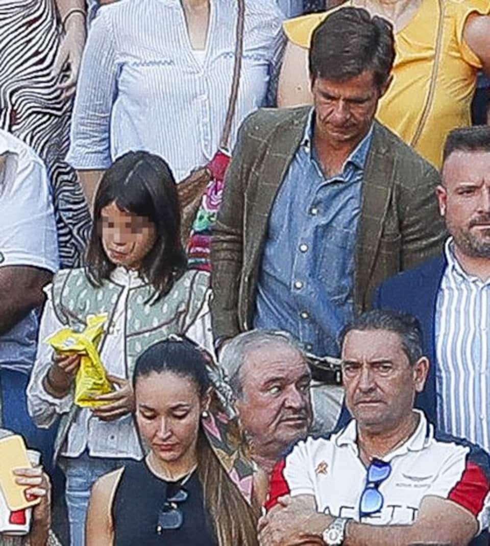 El Juli, en los toros con Rosario Domecq y sus tres hijos
