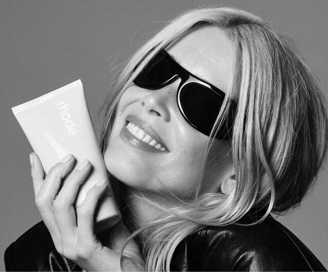 Claudia Schiffer es la nueva embajadora de Rhode, la marca de belleza ...