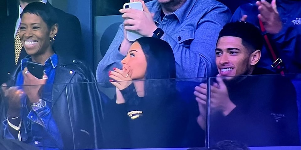 Ashlyn Castro, la espectacular novia de Bellingham, acompaña al ...