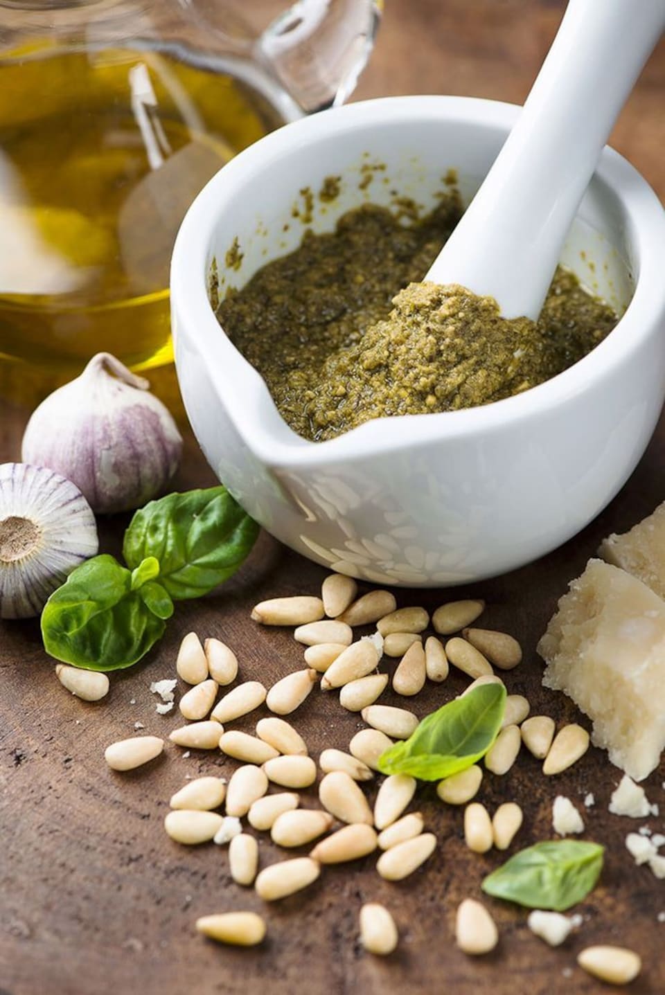 El pesto infalible y las mejores recetas con esta salsa italiana