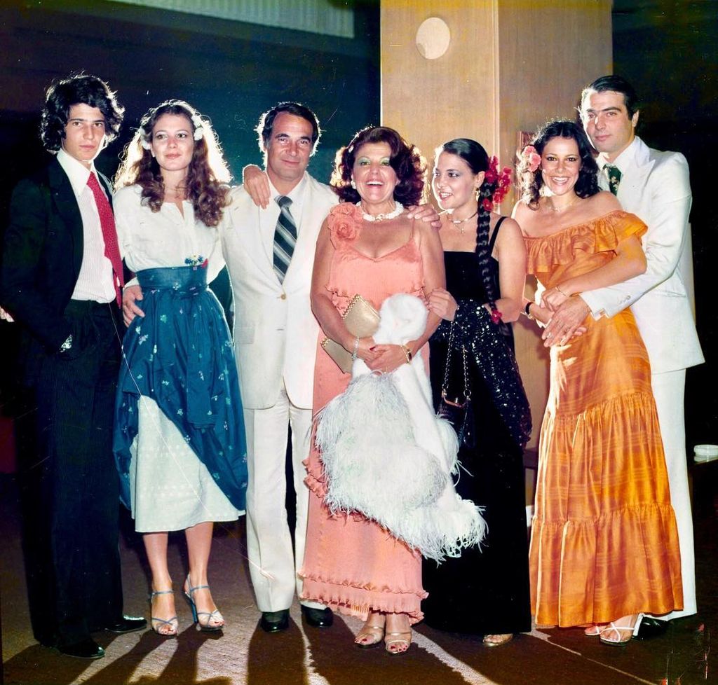 70 fotos de Ana Obregón que celebra sus 70 años junto a Anita