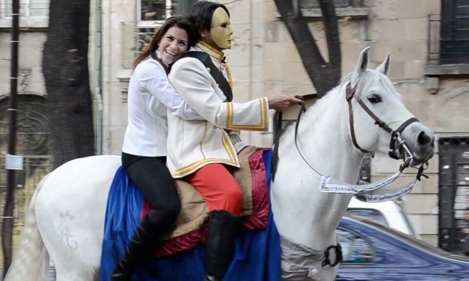 Eugenio Derbez celebra 17 años junto a Alessandra Rosaldo | ¡HOLA!