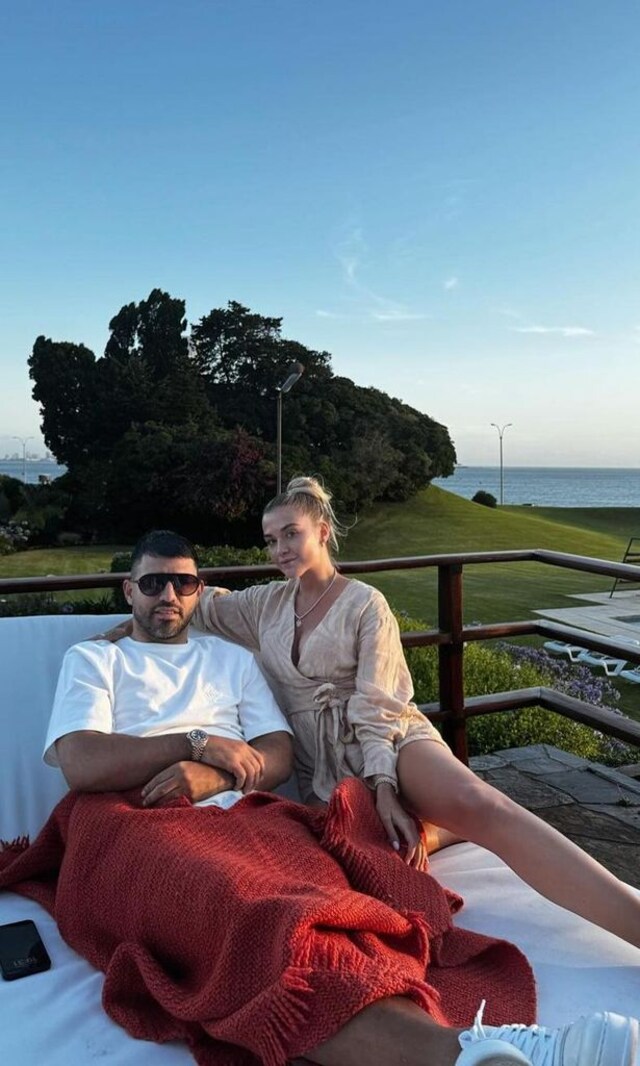 El Kun Agüero anuncia que espera a su segundo hijo | ¡HOLA!