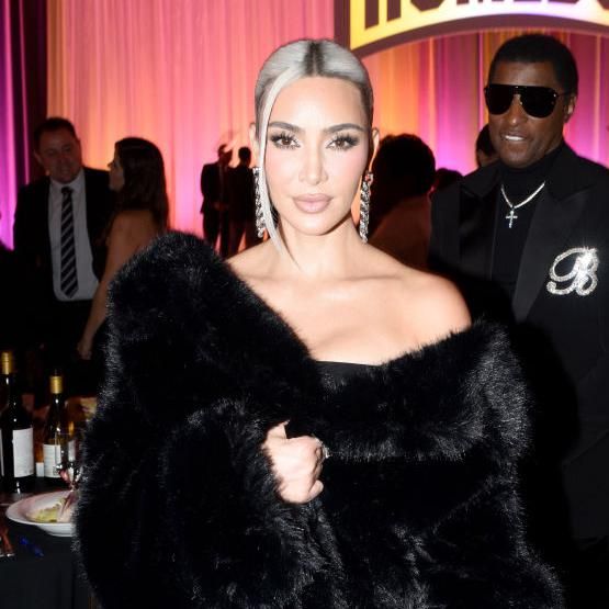 Kim Kardashian cambia el color de su melena | ¡HOLA!