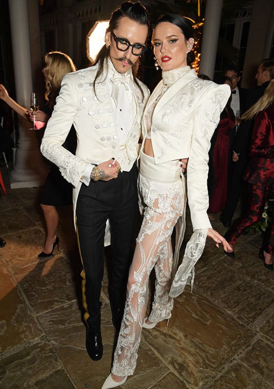 Lottie Archer y sus dos trajes de novia para su boda con Joshua Kane