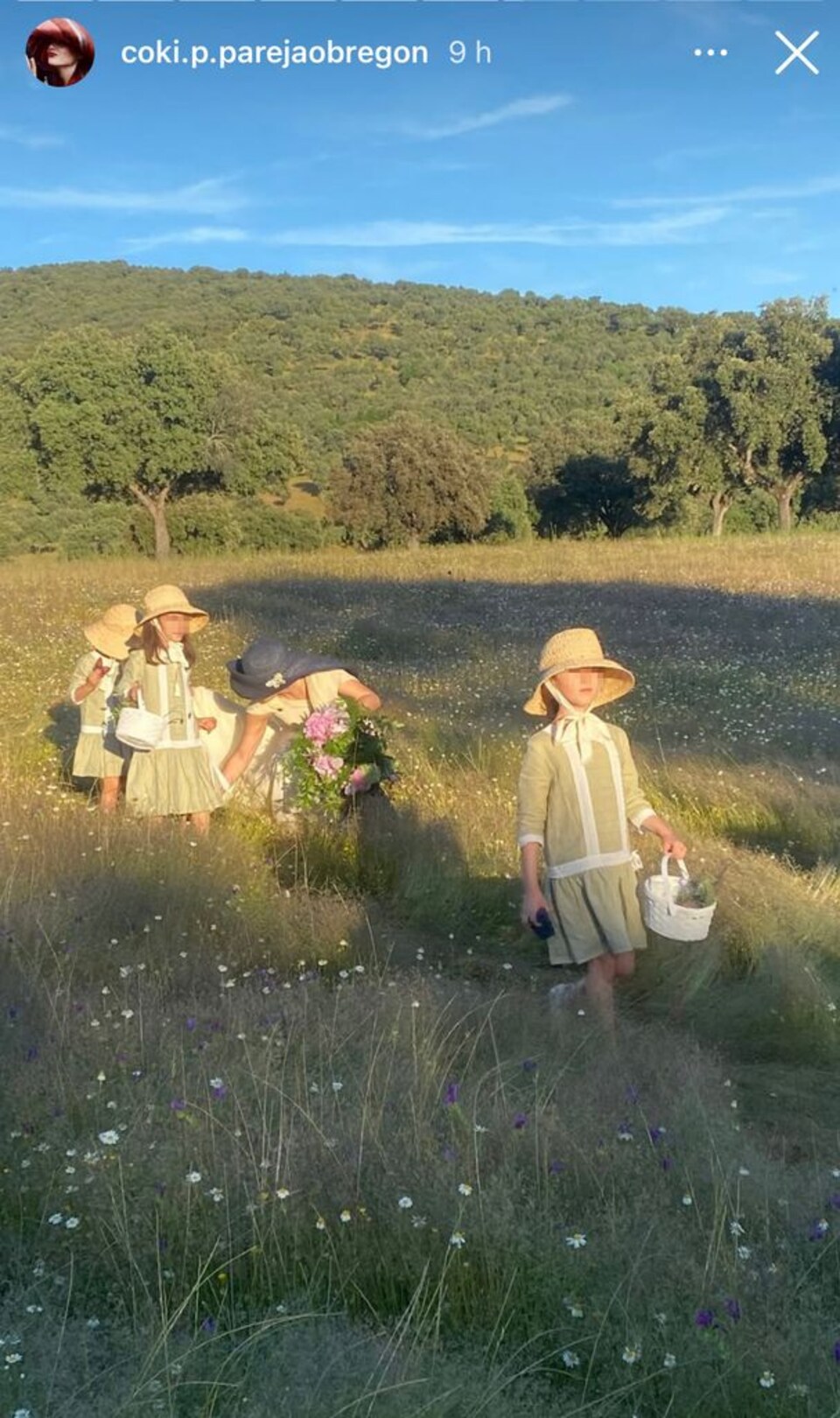 La boda de Coki Pareja-Obregón y el político Toni Martín Iglesias, en plena sierra de Jaén y ...