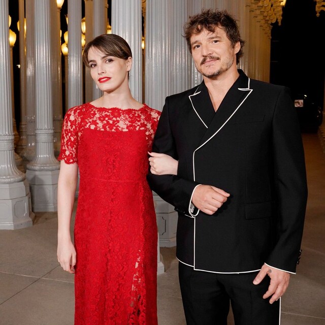 Pedro Pascal y su hermana Lux en los Emmy Awards | ¡HOLA!