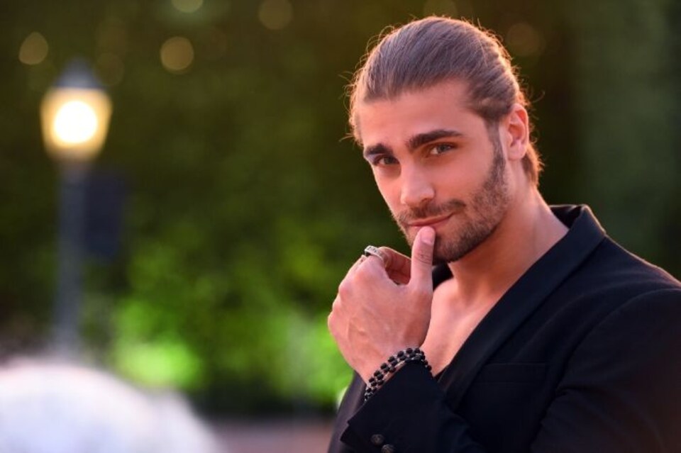 Las 5 curiosidades de Mario Ermito, el actor que arrasa con 'Un cuento ...