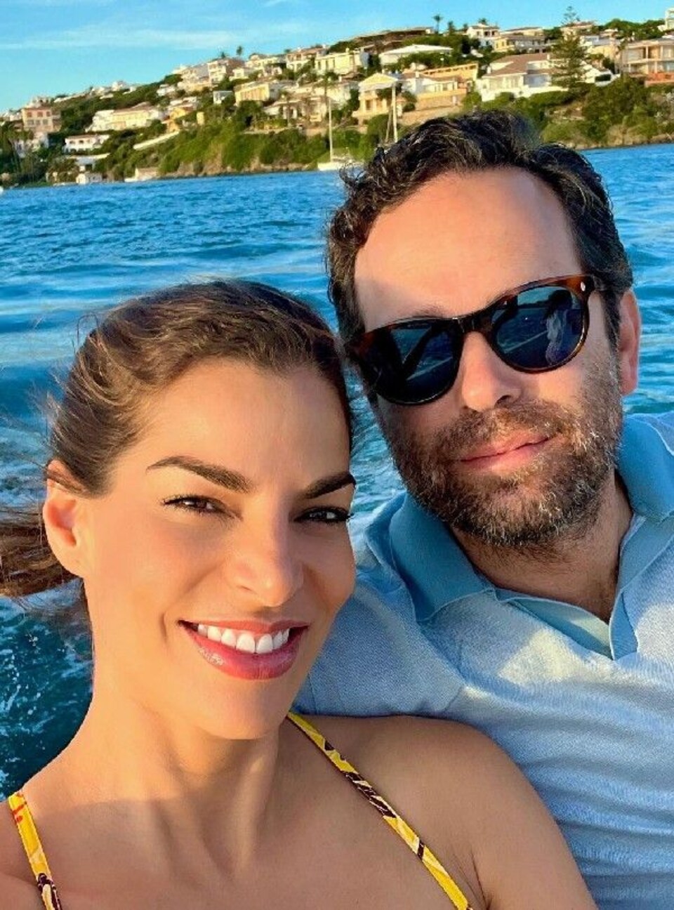 La espectacular travesía de Bárbara Coppel y su familia por Menorca ...