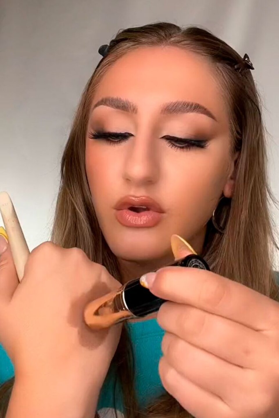 El truco fácil para conseguir un 'contouring' profesional en solo un minuto