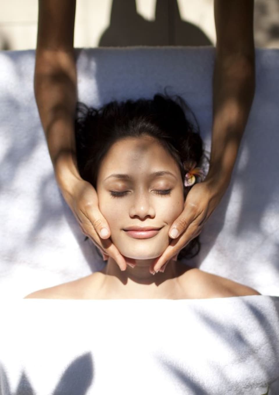 Los beneficios del masaje 'kobido', la técnica de los samuráis que reafirma las facciones