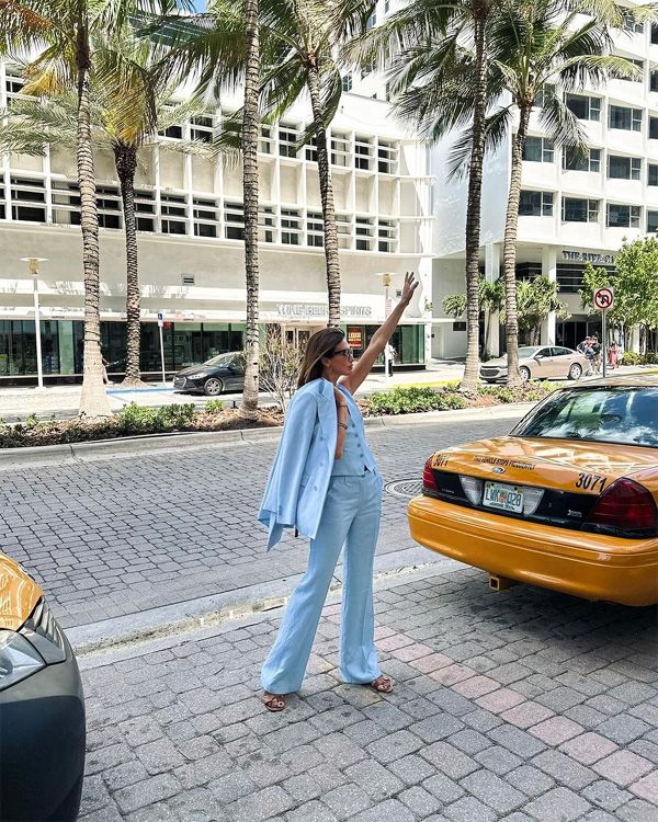 Nieves Álvarez cumple 50 espléndidos años en Miami, feliz al lado de ...