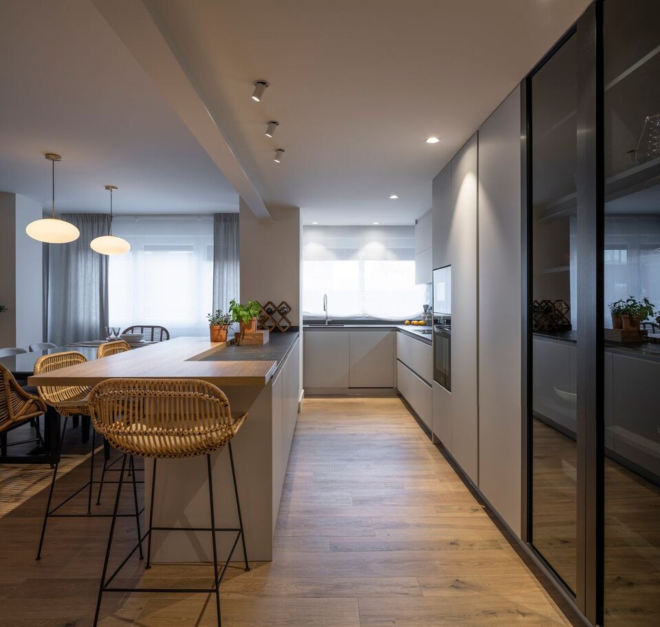 ¿Isla o barra de cocina? Descubre los pros y contras de cada opción y ...