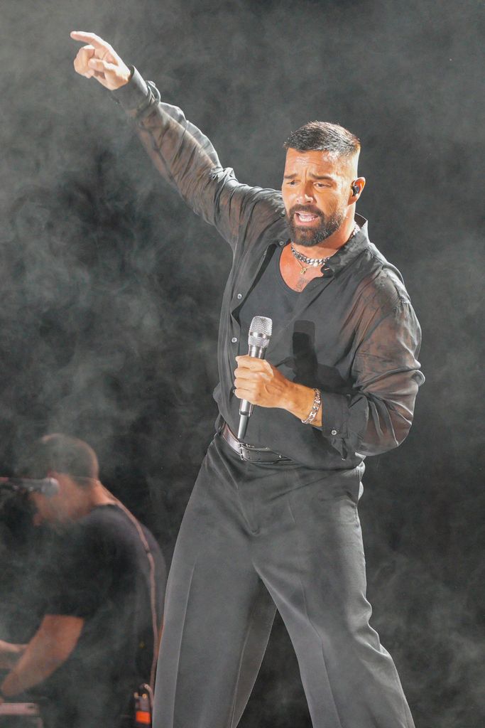 Comunicado urgente de Ricky Martin tras el ataque sufrido en pleno ...