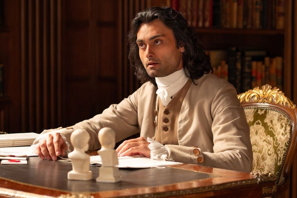 La doble vida de Marco Pernas: galán de 'Valle Salvaje' y mago en la ...