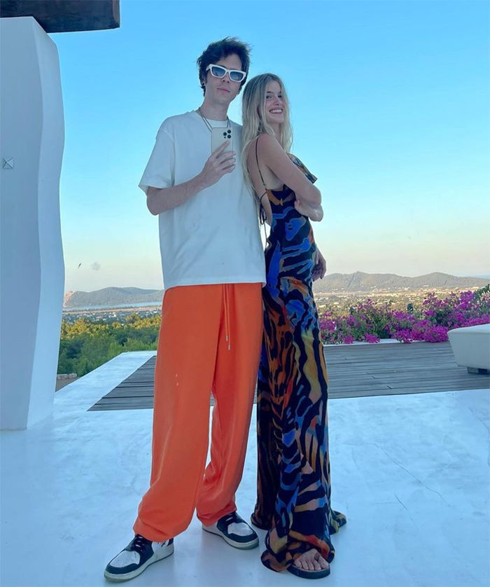 El Rubius comparte su primera foto con su novia: así es Irina Isasia