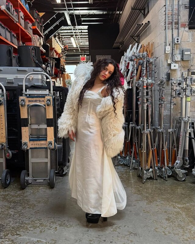 Rosalía, deslumbrante como la Duquesa de Alba: pistas de nuevo disco y ...