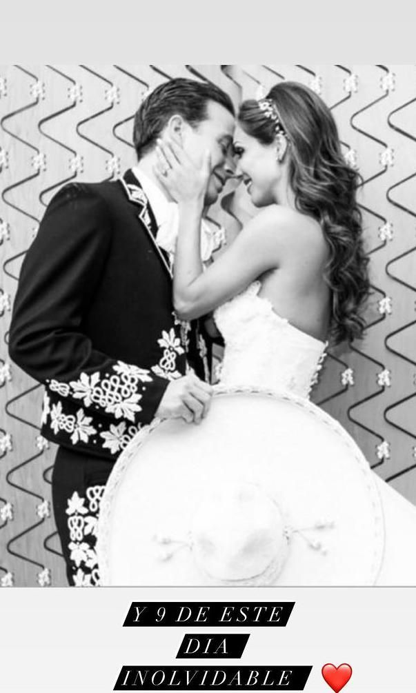 Anahí y Manuel Velasco celebran su aniversario de bodas | ¡HOLA!