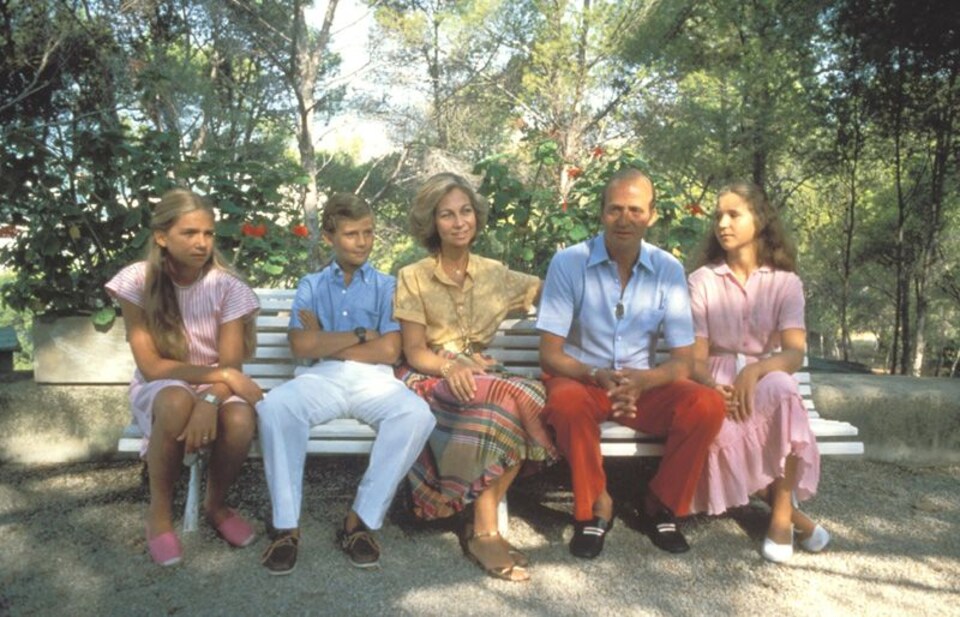 Los 57 años del rey Felipe en 57 imágenes que son historia de España