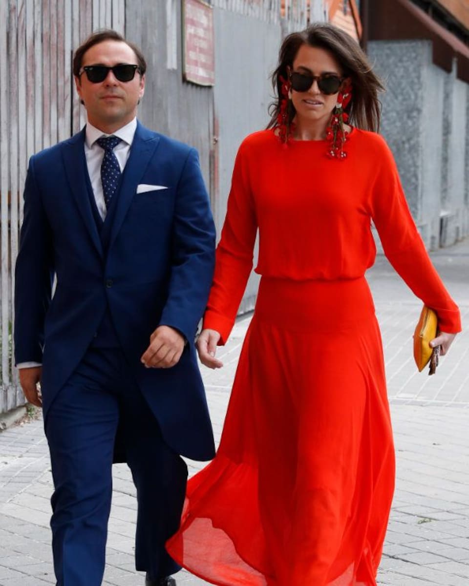 Ricardo Gómez-Acebo Botín se casa con Mónica Remartínez en una ...