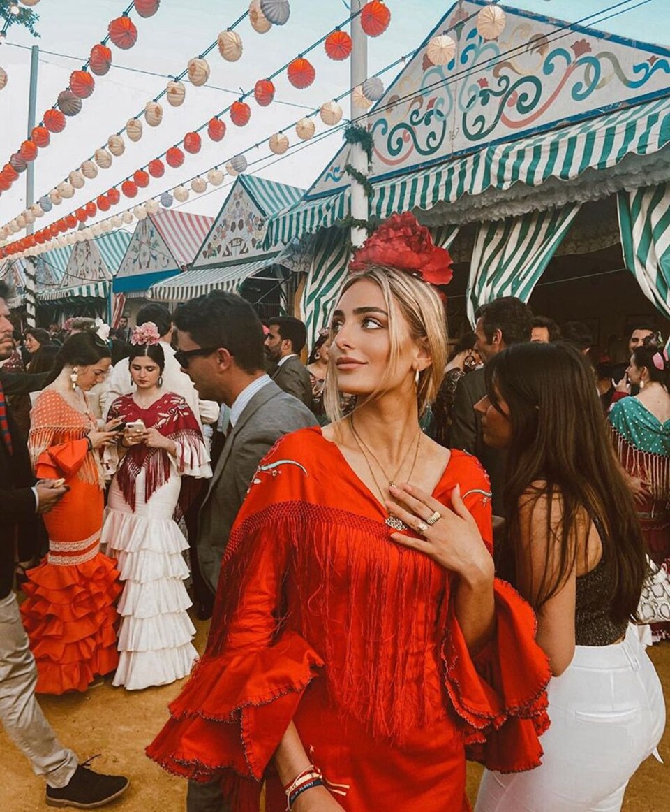 Los trucos de las influencers andaluzas para vestir bien en la Feria de ...