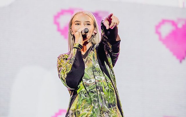 Quién es Young Miko, la cantante de 24 años que ha revolucionado la ...