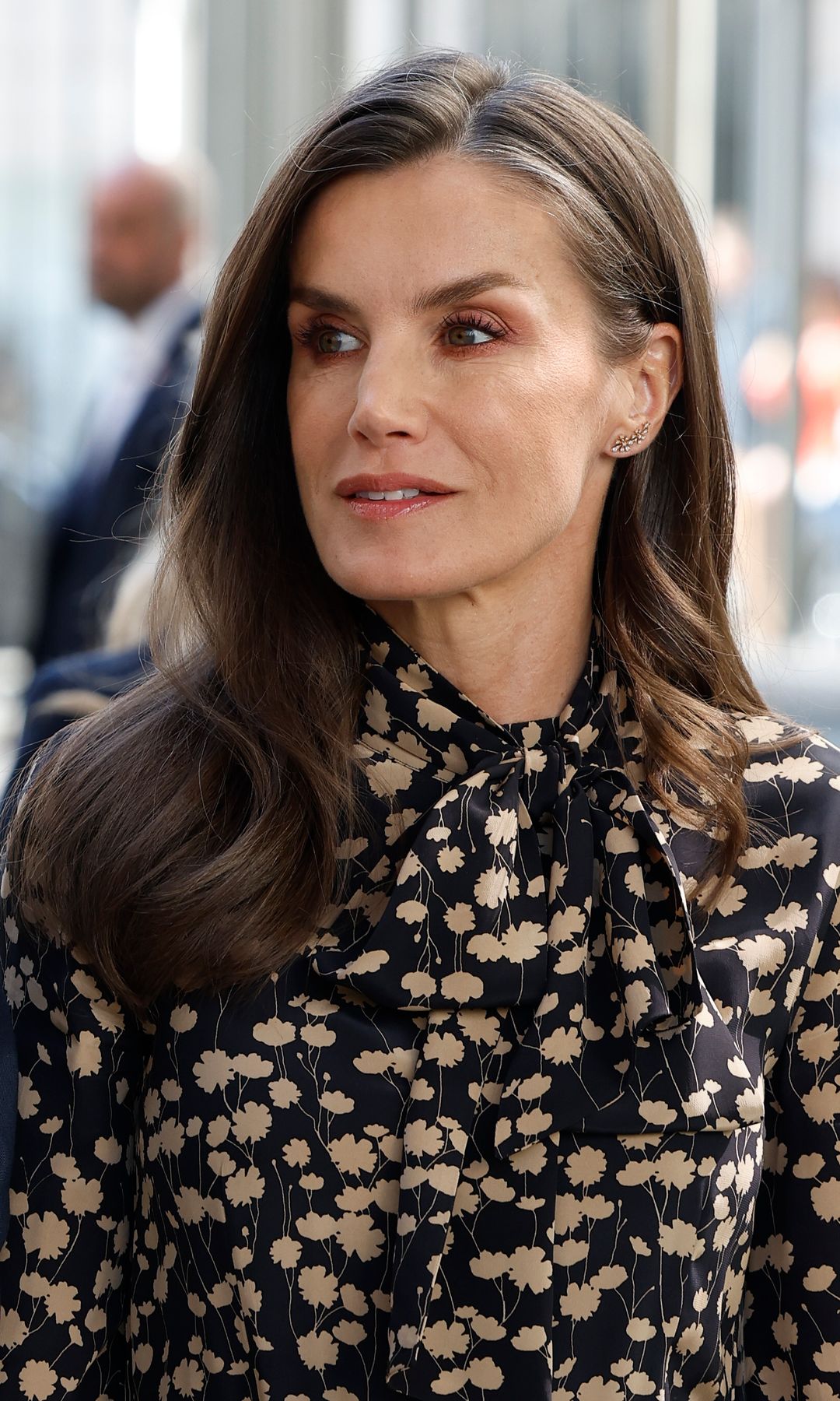 La reina Letizia recupera su vestido floral de Massimo Dutti en su ...