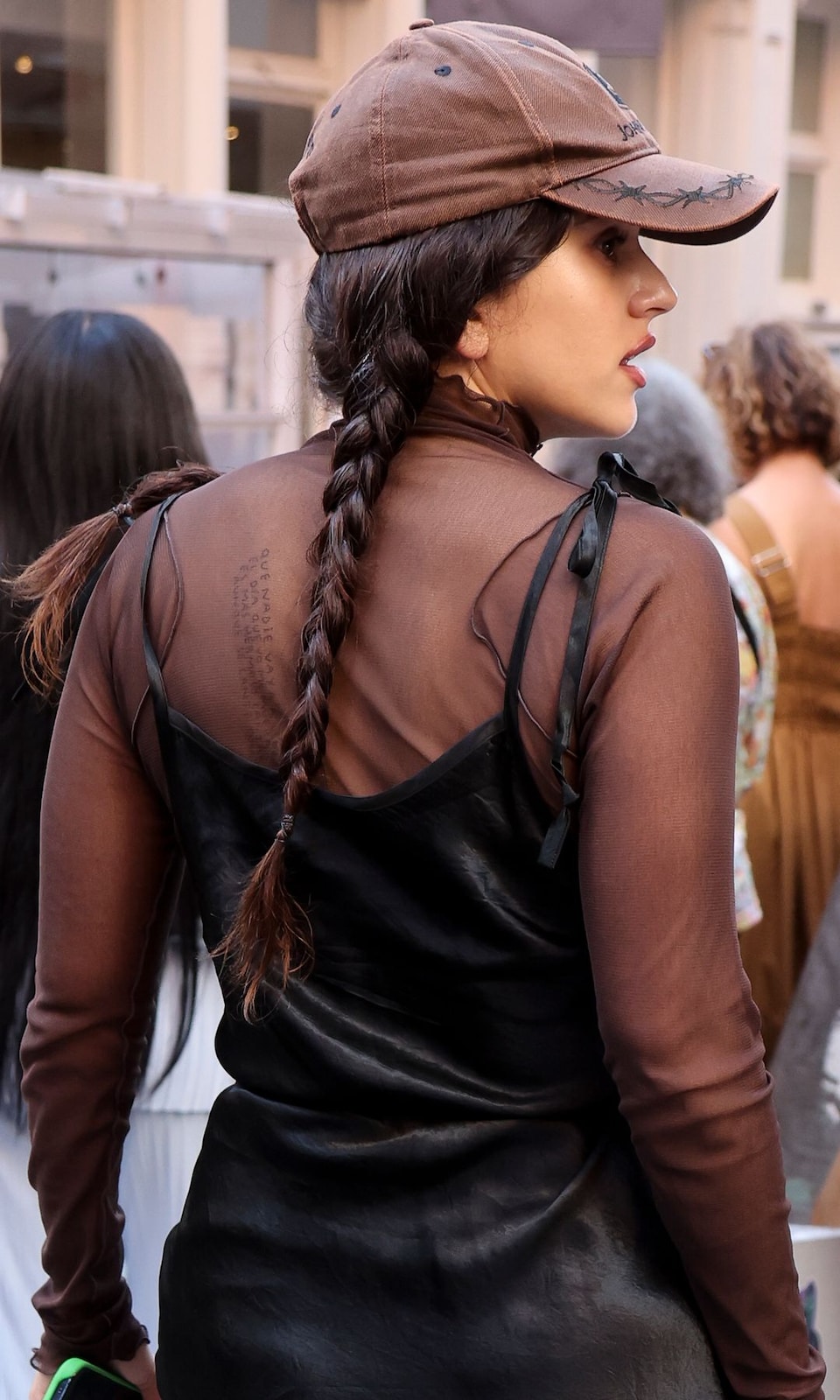 Los 6 tatuajes de Rosalía y el significado de cada uno de ellos