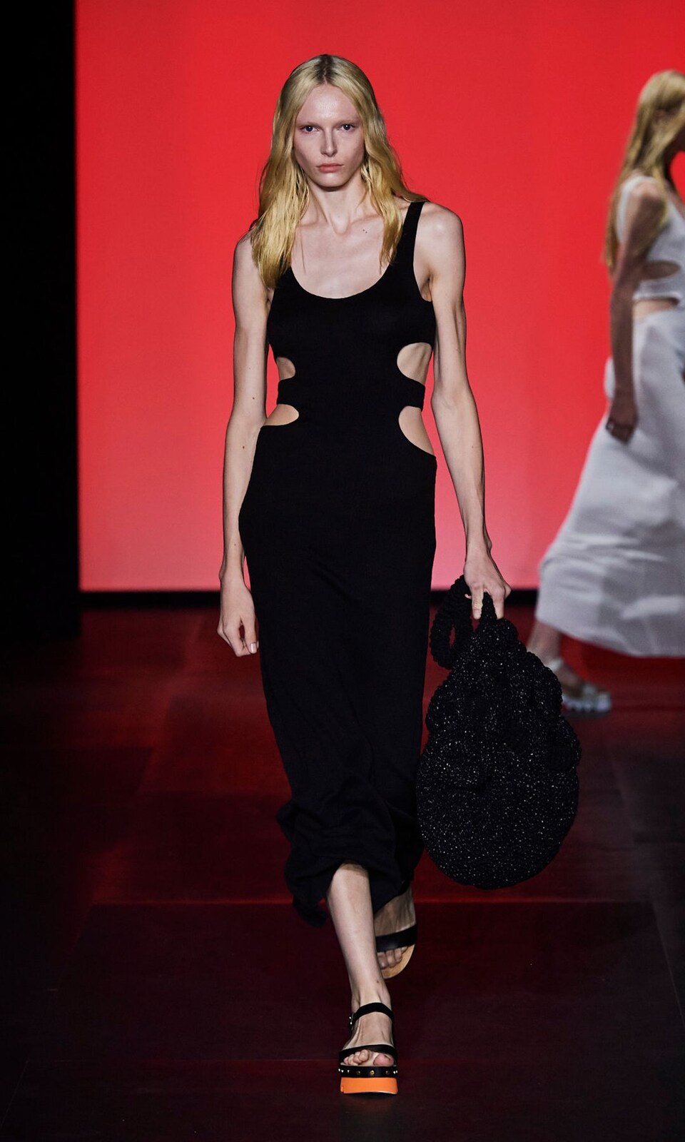 Lo que debes saber de Alex Consani, la modelo que ha hecho historia en ...