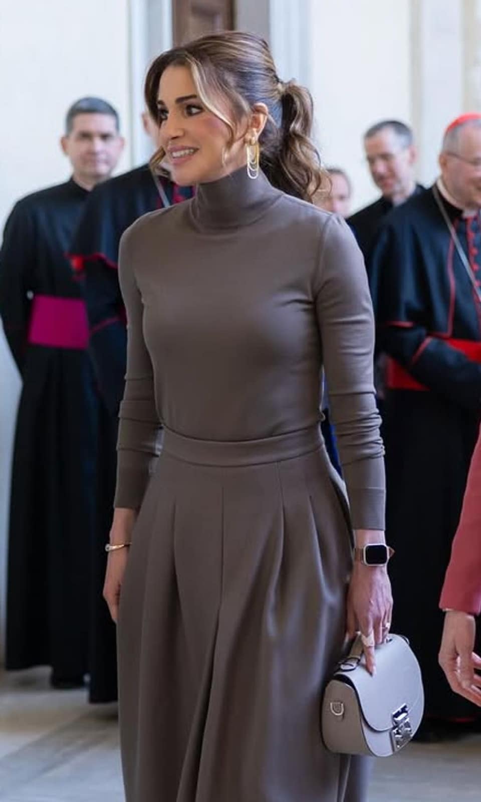 La de Rania de Jordania y otras coletas inspiradoras de la realeza europea