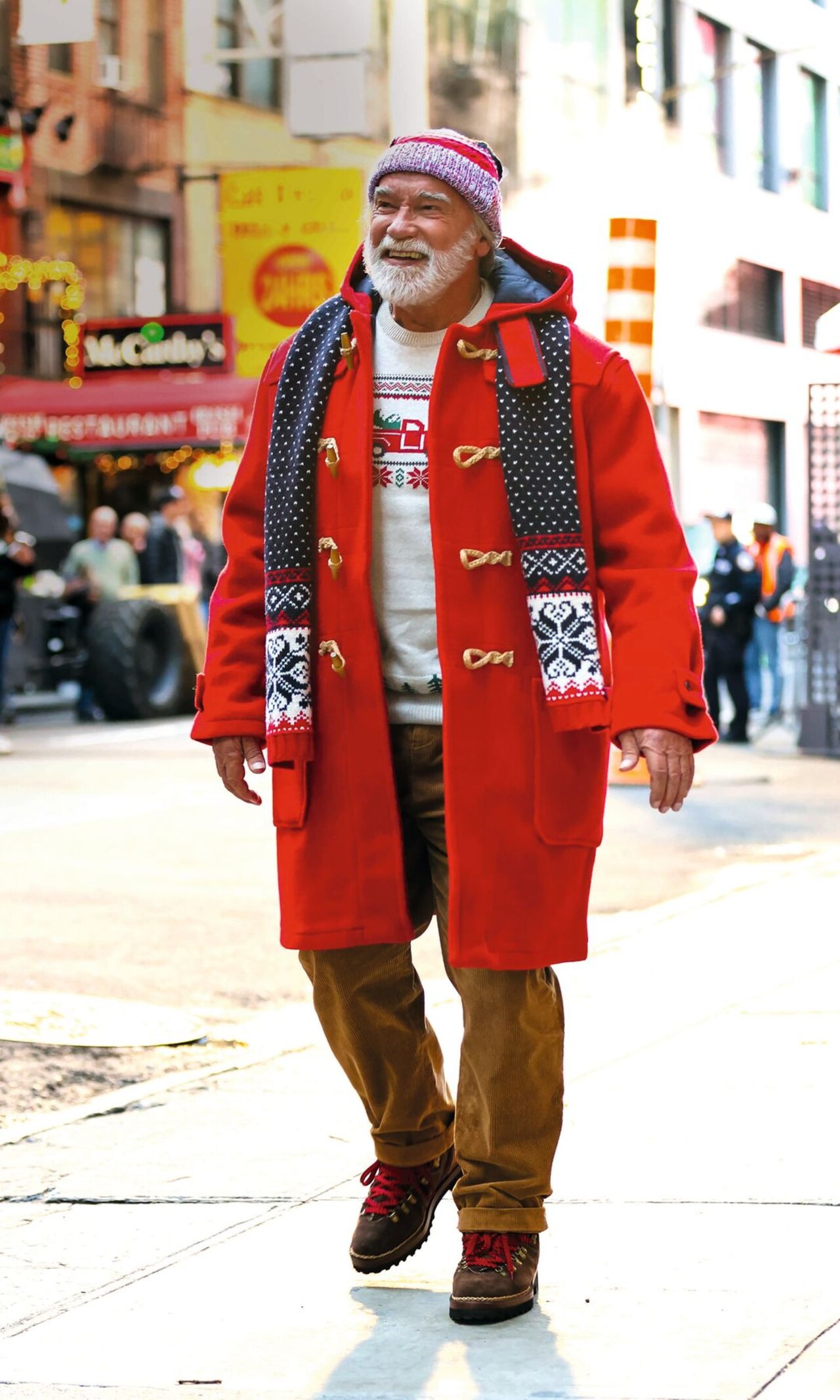 'Santa Schwarzenegger': la increíble transformación del actor de ...