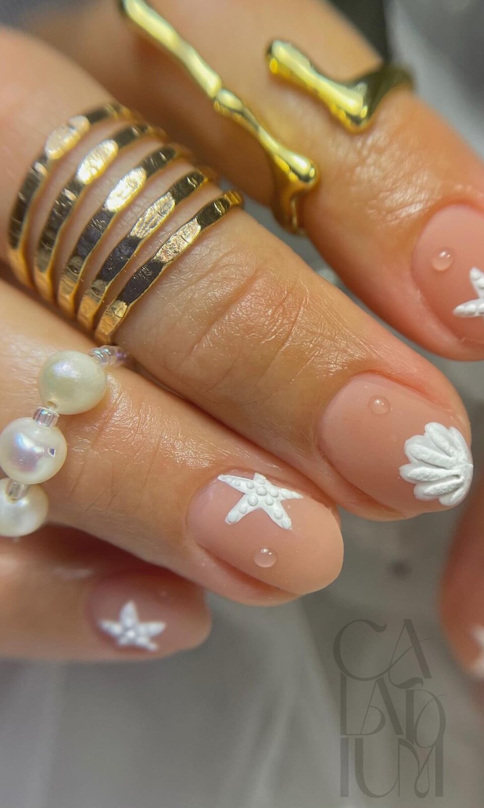 'Rubber base’, el truco viral que hará que tu manicura dure perfecta ...