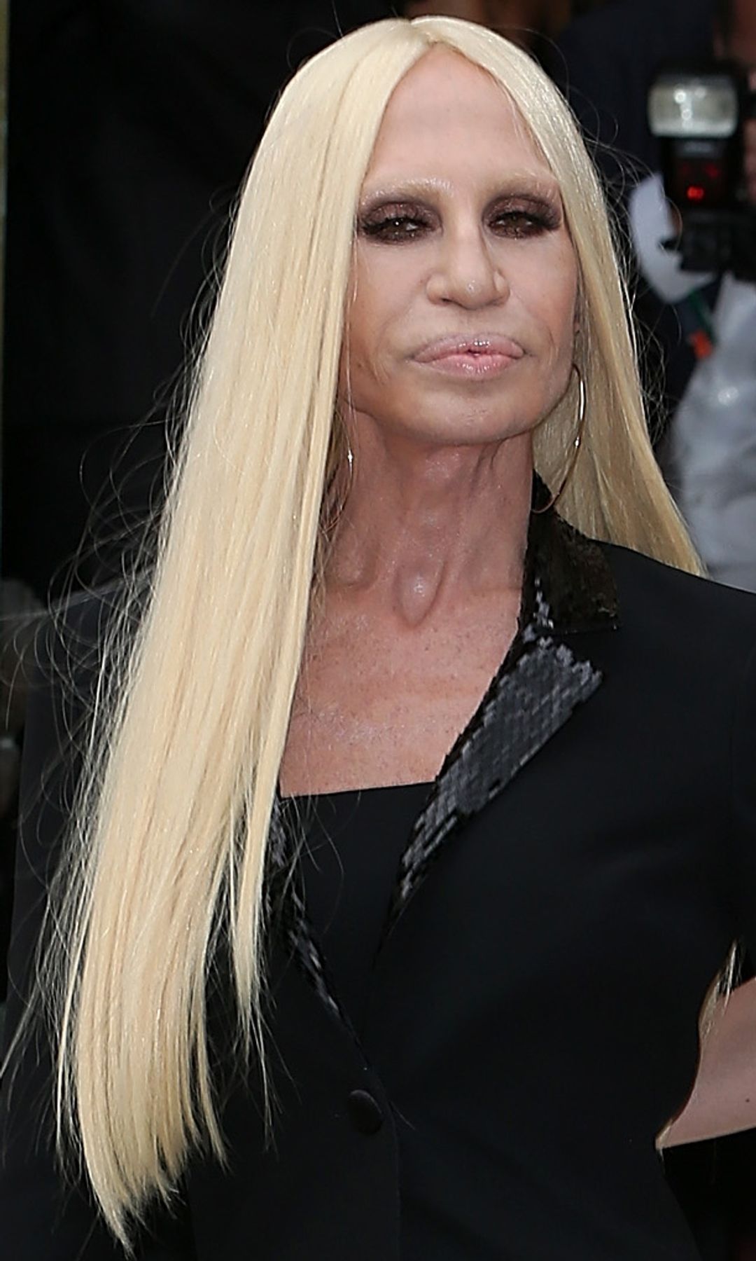 Las imágenes de Donatella Versace de las que todo el mundo habla: así ...