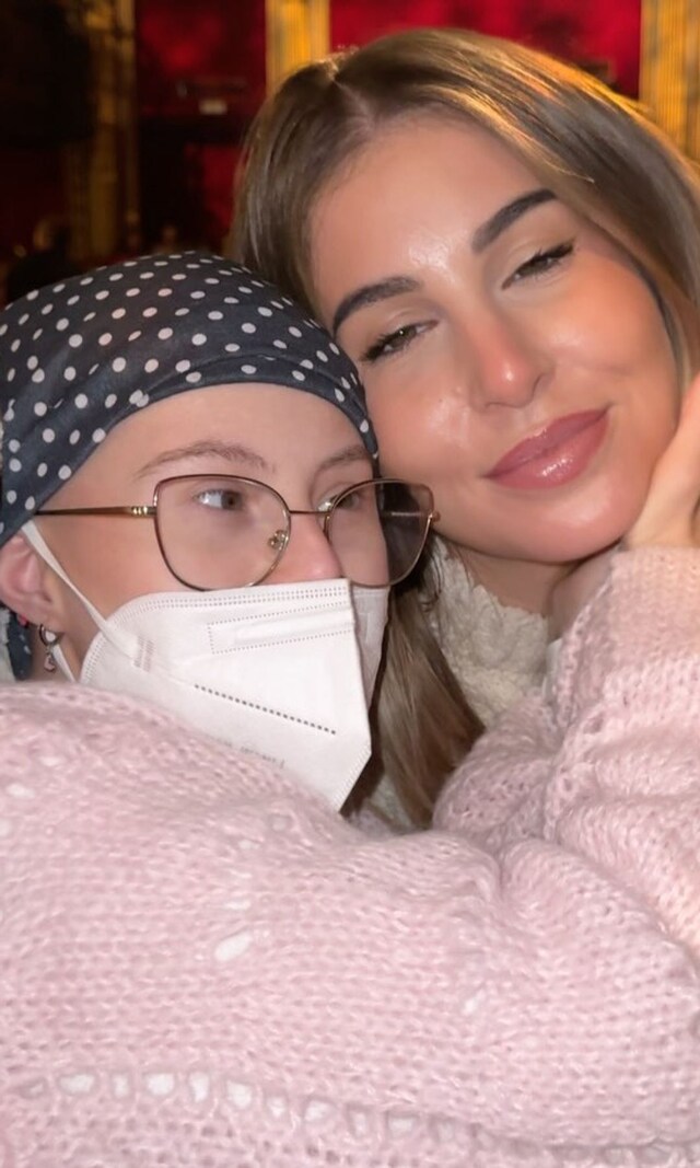 Muere Paula Cisneros, hermana de la influencer Sara Cisneros, que visibilizó el síndrome de Down ...