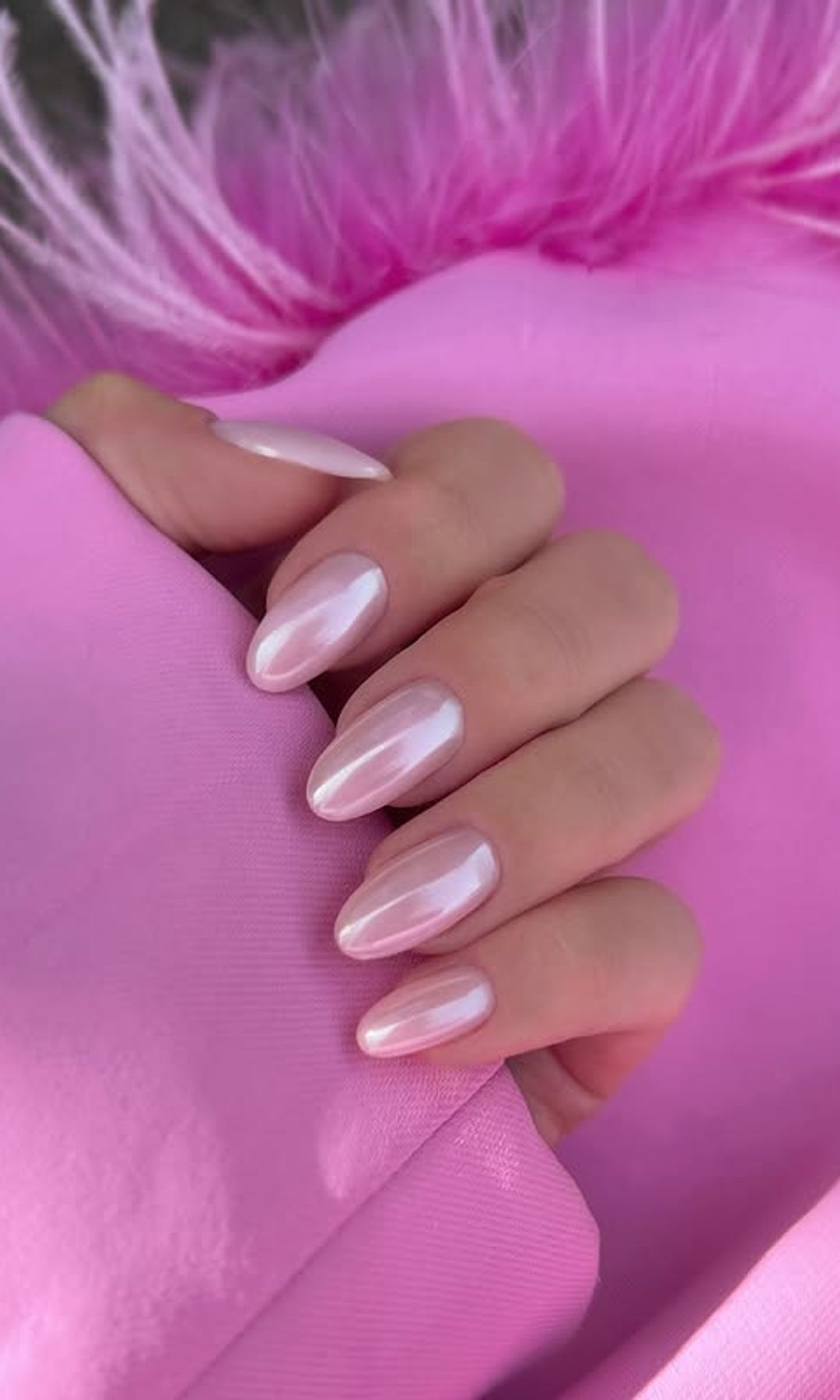 13 diseños de manicura perlada elegantes que querrás fichar para tu ...