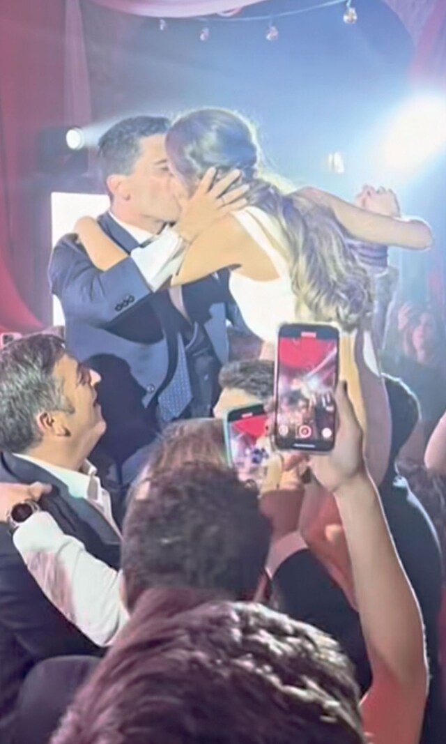 La boda de cine de Jaime Lorente y Marta Goenaga: las fotos no vistas y todos los detalles